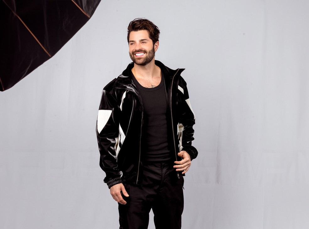 Alok e Hungria unem forças em campanha publicitária; veja fotos dos ...