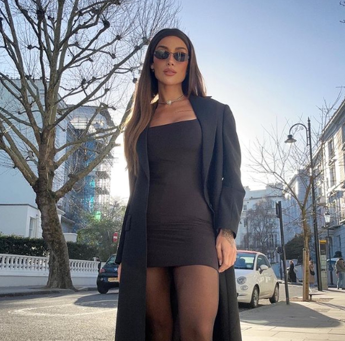 Bianca Andrade mostra novas fotos de intercâmbio em Londres: 'Tô amando'