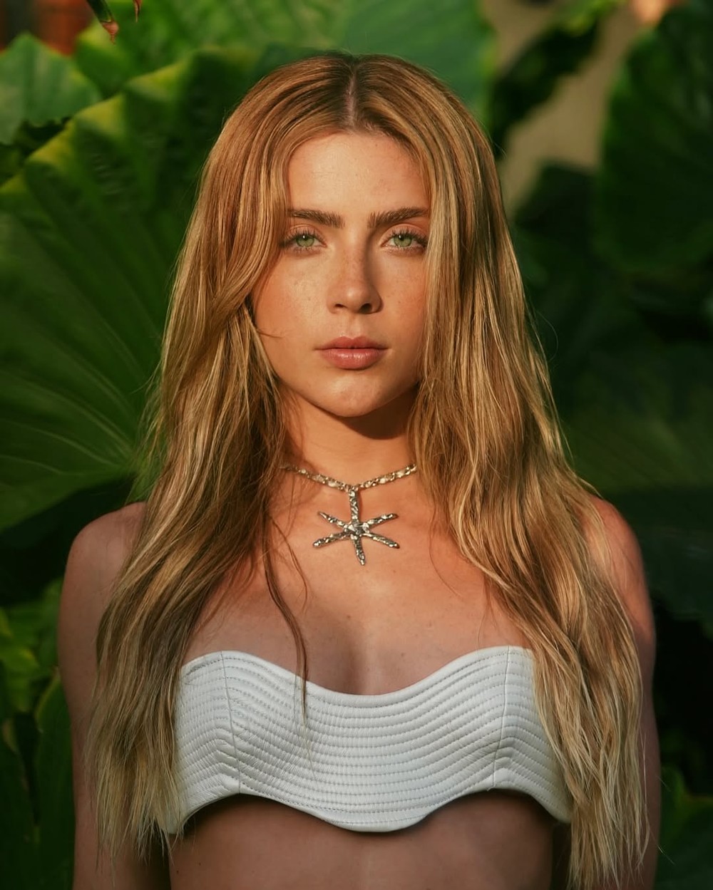 Jade Picon se despede de Noronha com álbum de fotos: 'Sempre é especial'