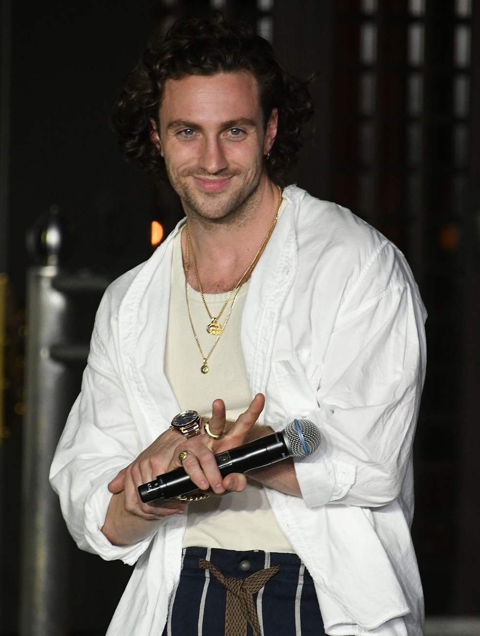 Aaron Taylor-Johnson é o retrô excêntrico que os filmes de ação querem