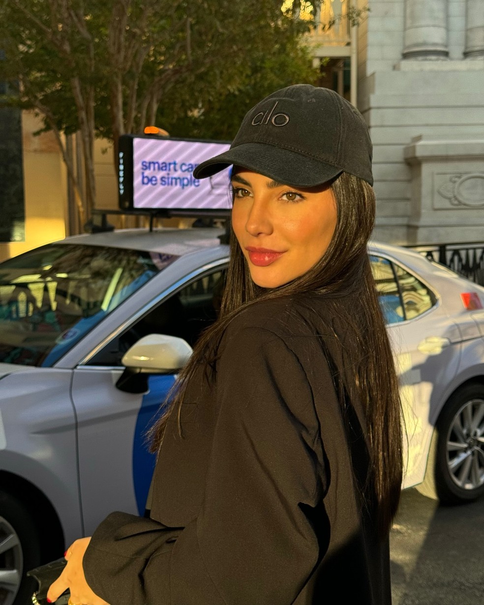 Gabriela Versiani abre álbum de fotos de viagem a Las Vegas