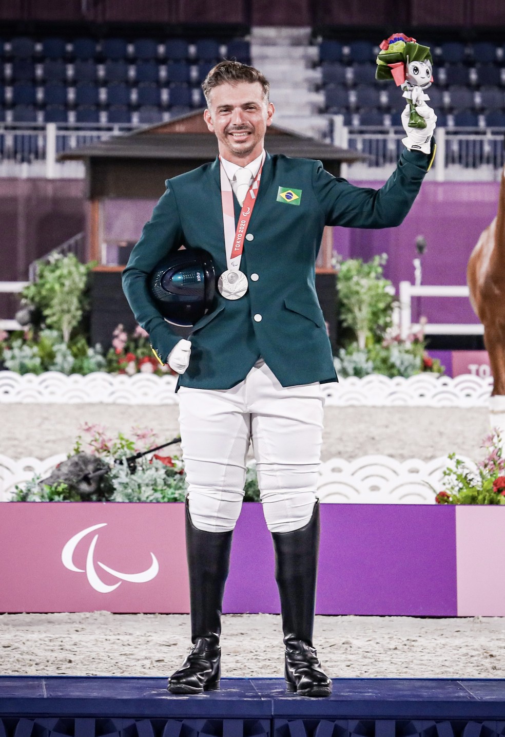 Da batalha contra a meningite meningocócica ao pódio: conheça a ...