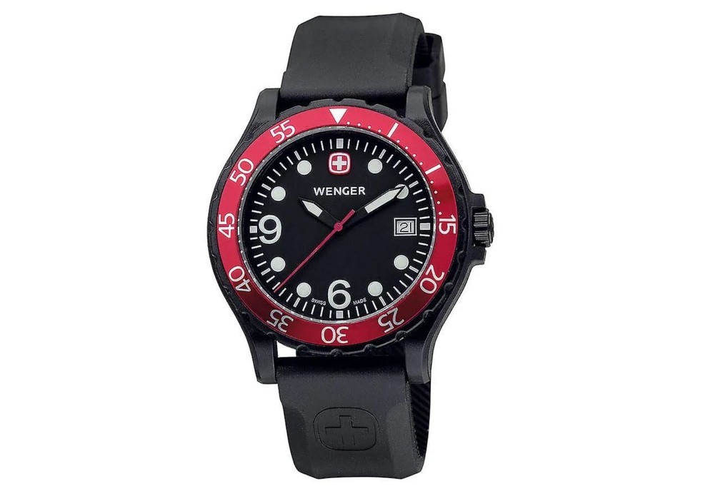 Leão XIV usou relógio 'acessível' em sua primeira aparição como papa