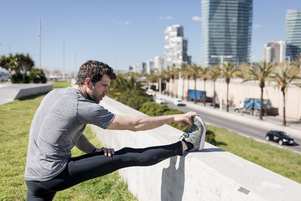 5 exercícios simples para recuperar um pouco de flexibilidade depois ...