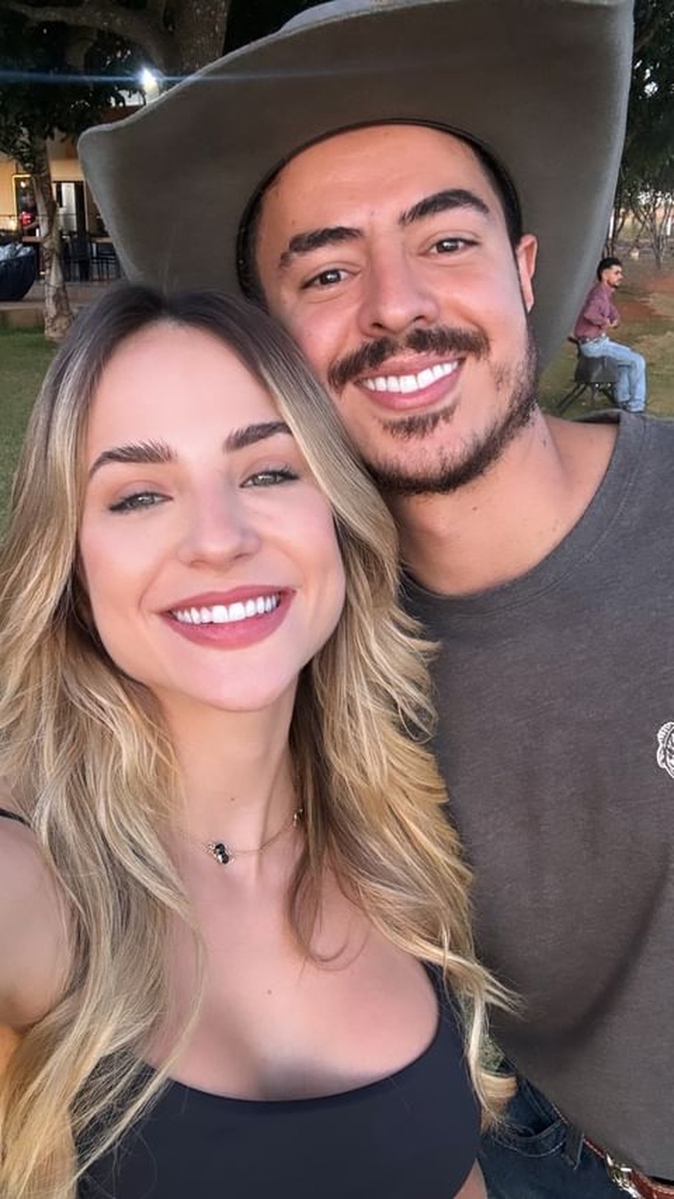 Gabi Martins e influenciador Jacques Vanier posam juntos e ganham ...