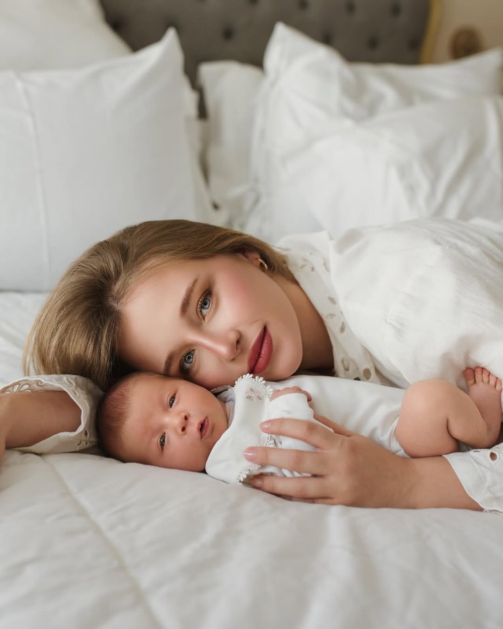 Duda Reis mostra rosto da filha recém-nascida, Aurora, em nova foto e ...