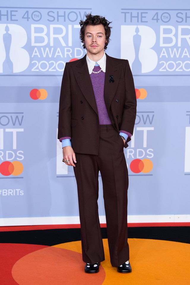Harry Styles faz 30 anos: veja 30 looks do cantor