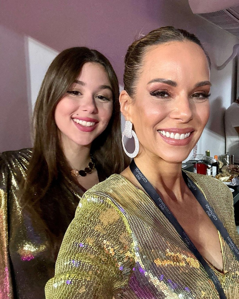 Ana Furtado mostra momento com filha e semelhança entre elas é notada ...