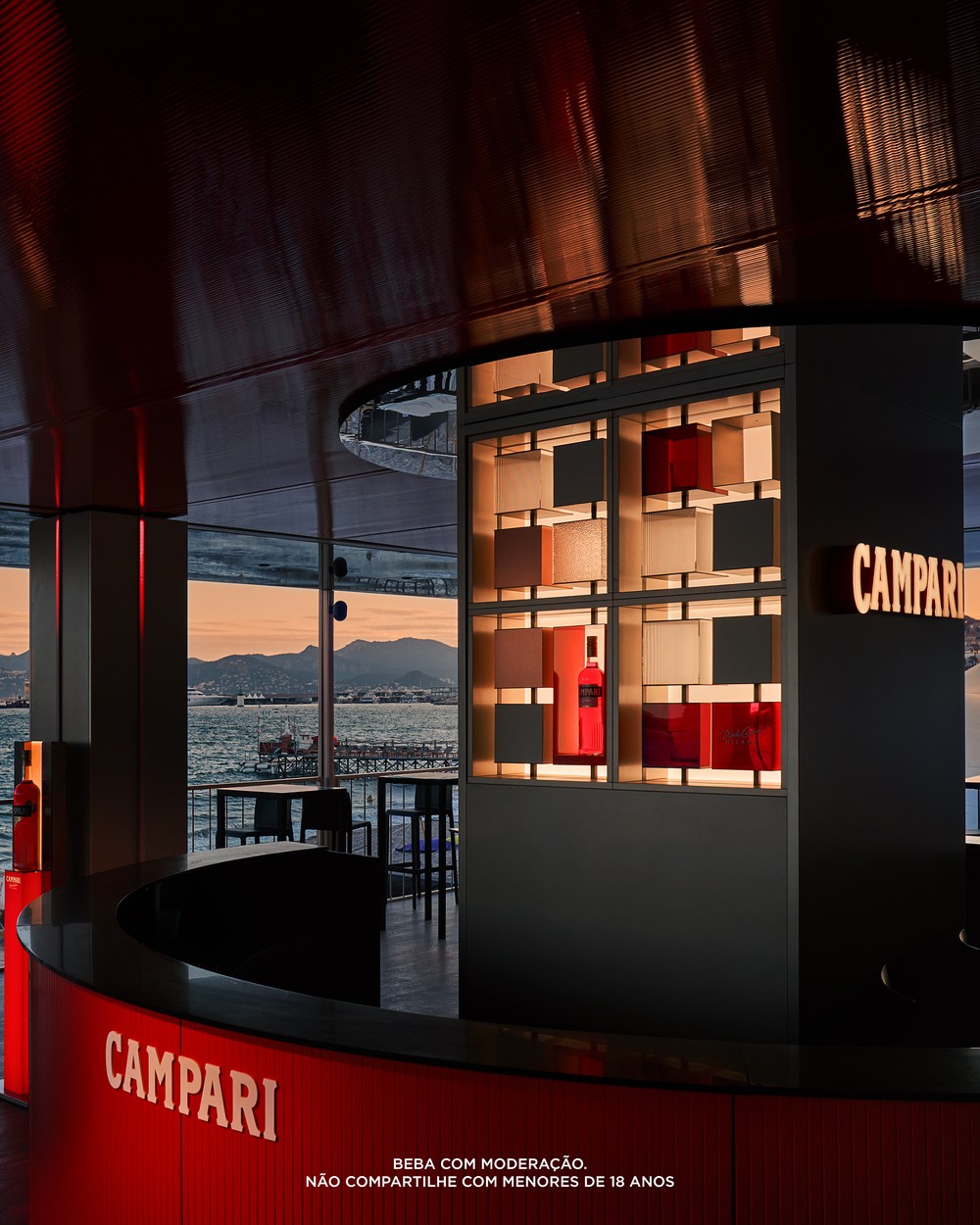 Enzo Celulari homenageia cinema brasileiro em Festival de Cannes a convite da Campari