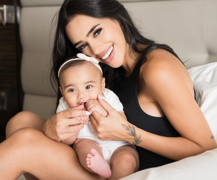 Bruna Biancardi encanta ao posar com Mavie: 'Te amo, minha vida'