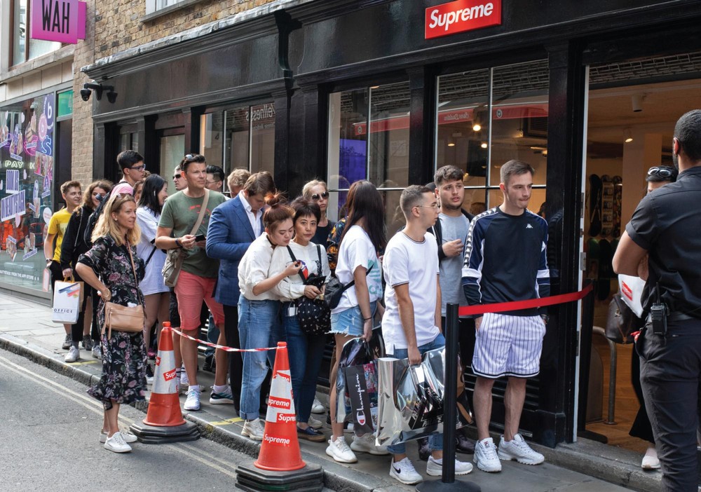 Do skate ao high fashion, o sucesso supremo da marca Supreme