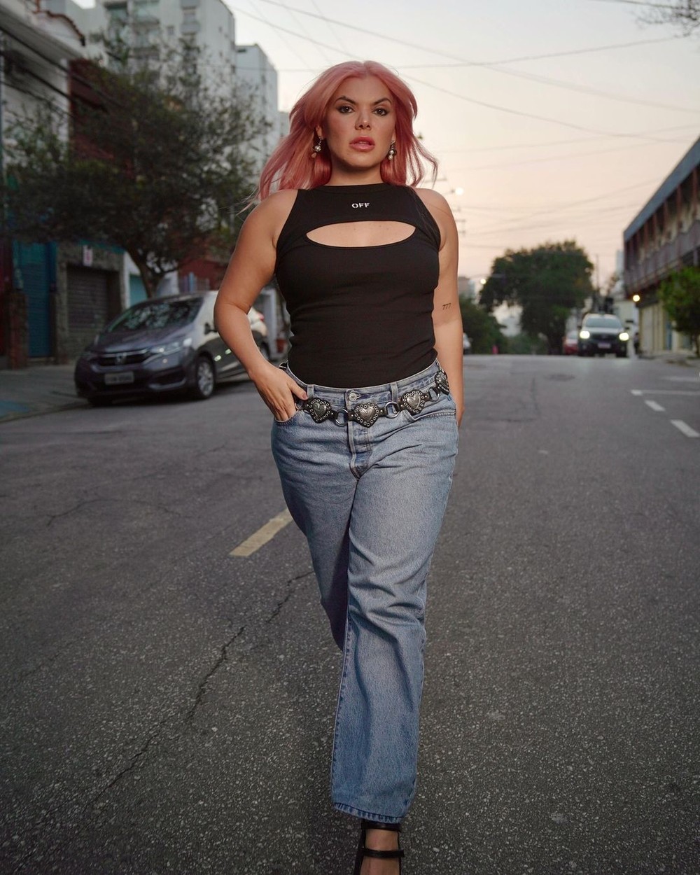 Duda Beat surge de cabelo rosa e choca fãs com a mudança radical: 'Duda ...