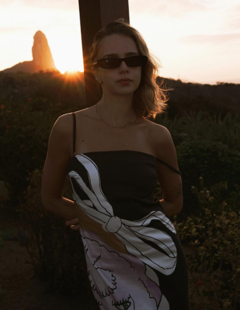 Isa Scherer abre álbum de viagem para Fernando de Noronha