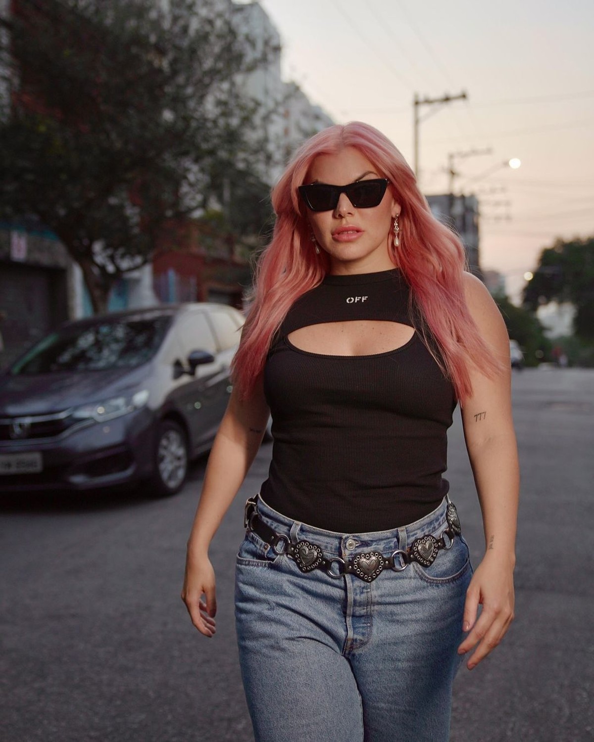 Duda Beat surge de cabelo rosa e choca fãs com a mudança radical: 'Duda ...