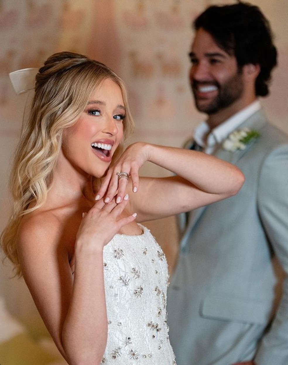 Duda Reis abre álbum de fotos de casamento com Du Nunes: 'Encantada'
