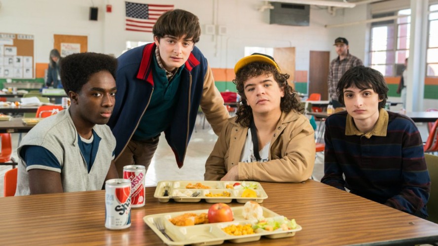 Descobrimos os tênis usados pelos personagens de Stranger Things na ...