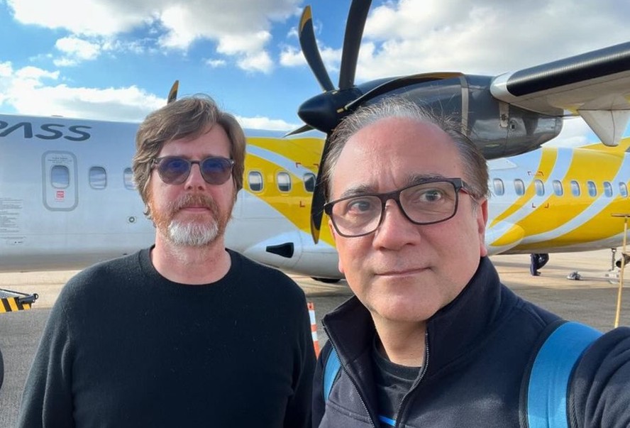 Bruno Gouveia, do 'Biquíni Cavadão', voou horas antes no mesmo avião ...