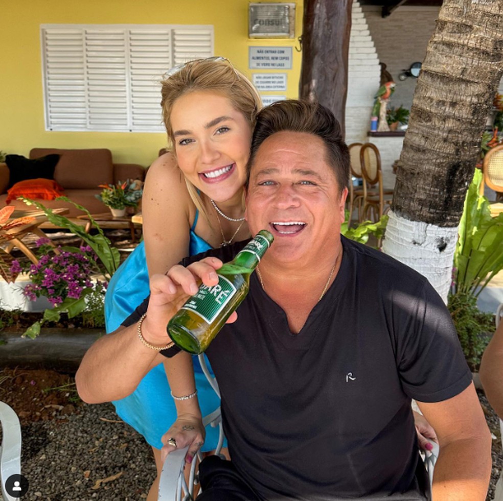 Virginia Fonseca celebra aniversário do sogro, Leonardo: 'Te amamos'