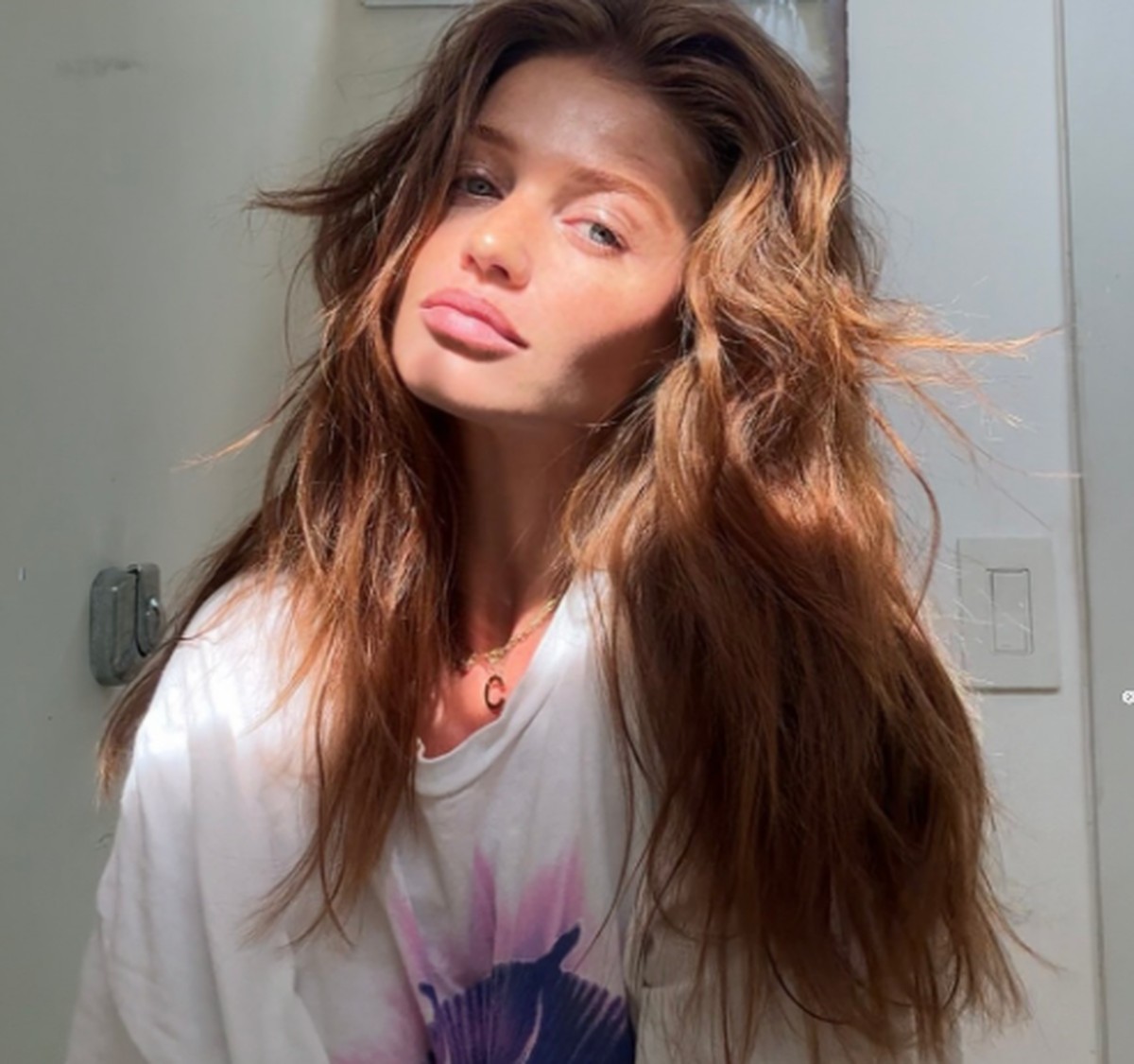 Cintia Dicker posa ao natural e faz reflexão: 'Tenha orgulho de quem ...