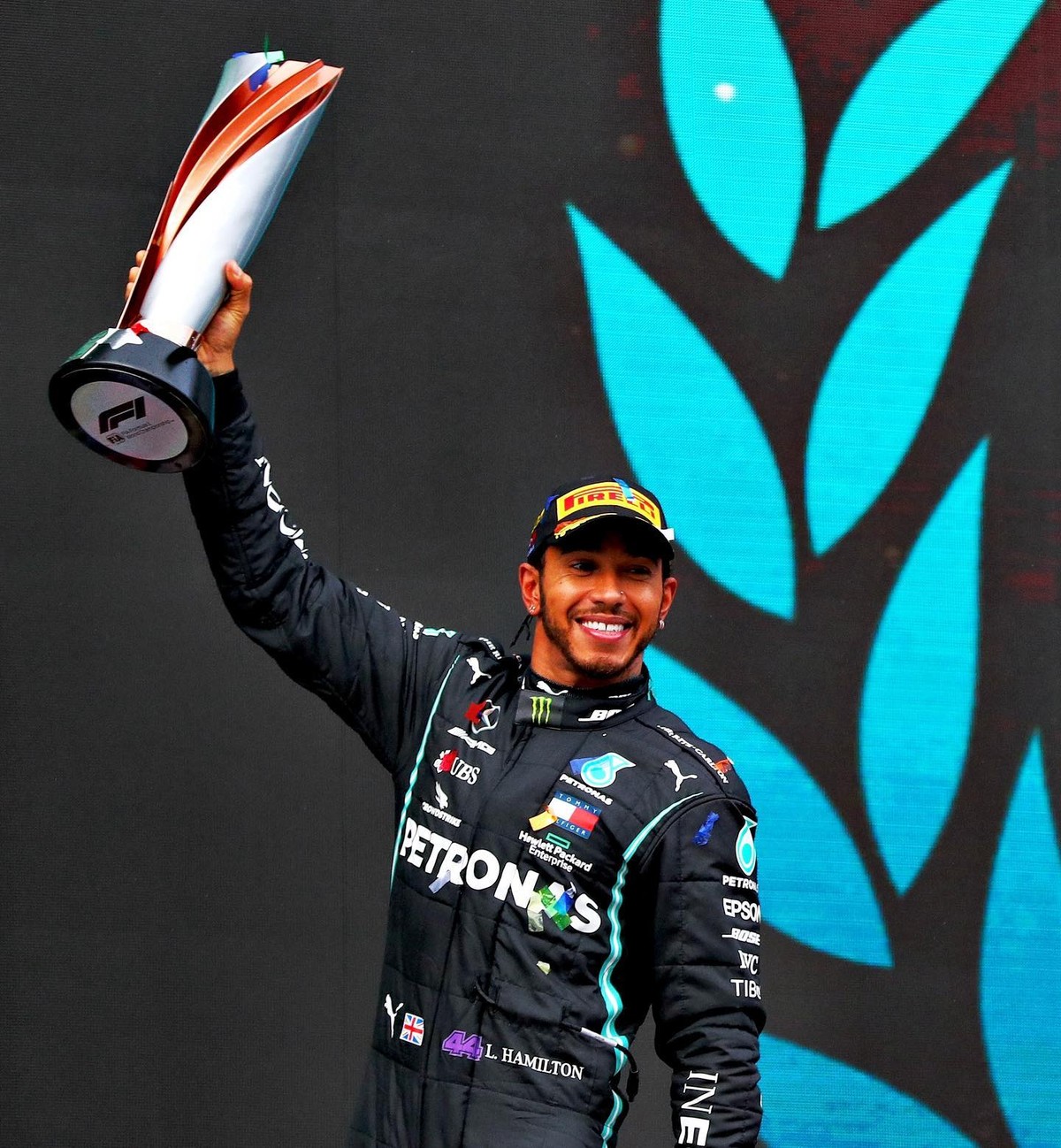 Lewis Hamilton se despede da Mercedes e fala pela 1ª vez sobre ida para ...