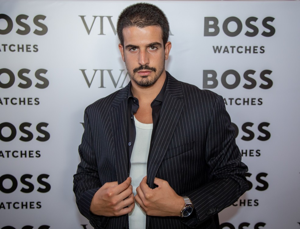 Enzo Celulari traça caminho na moda e diz que momento de abrir própria ...