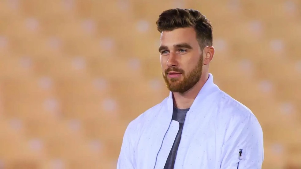Você sabia? Travis Kelce já encontrou namorada em reality show e ganha ...