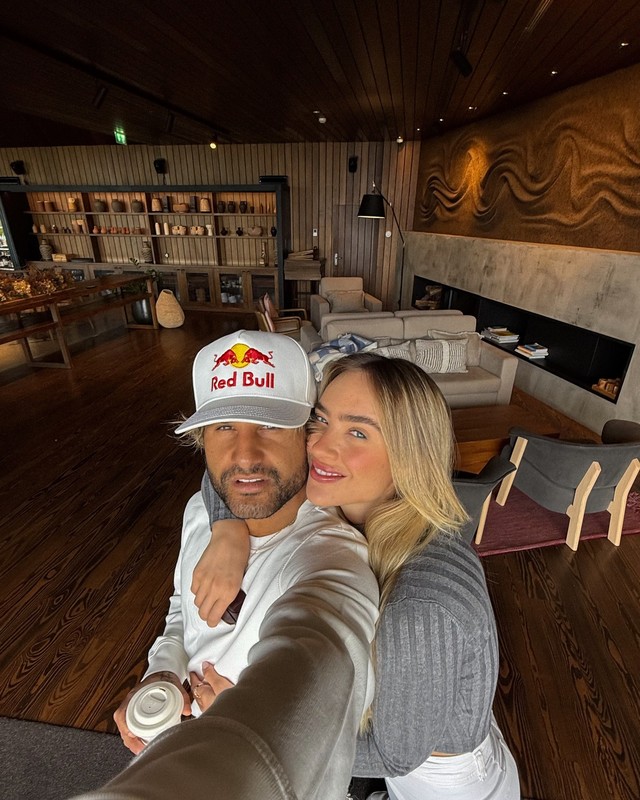 Italo Ferreira mostra treino intenso, com direito a levantamento de peso da namorada; assista