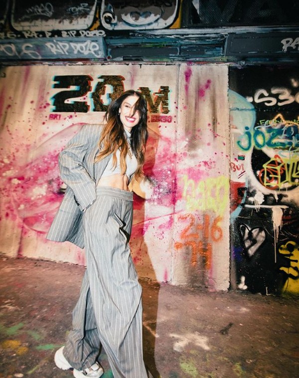 Bianca Andrade atinge marca de 20 milhões de seguidores e comemora com ...