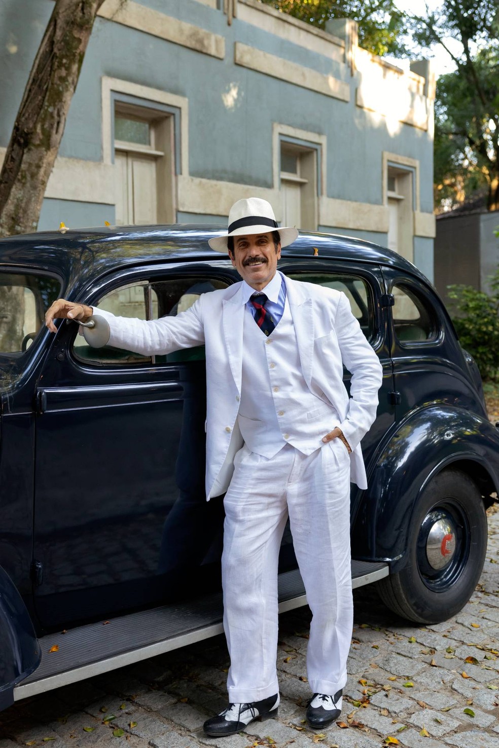 Aos 53, Eriberto Leão faz musculação todo dia e dieta carnívora para ...