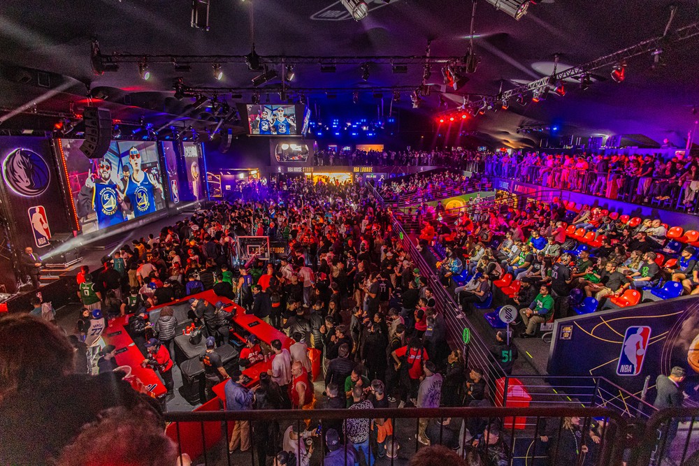 Ela vem aí de novo: NBA House retorna ao Brasil nas finais de 2025