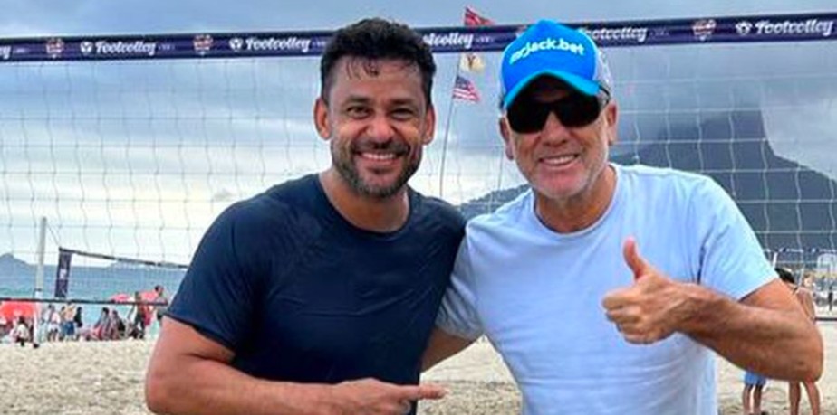 Renato Gaúcho compartilha cliques da folga ao lado de Fred e Carol Portaluppi | GQ | GQ