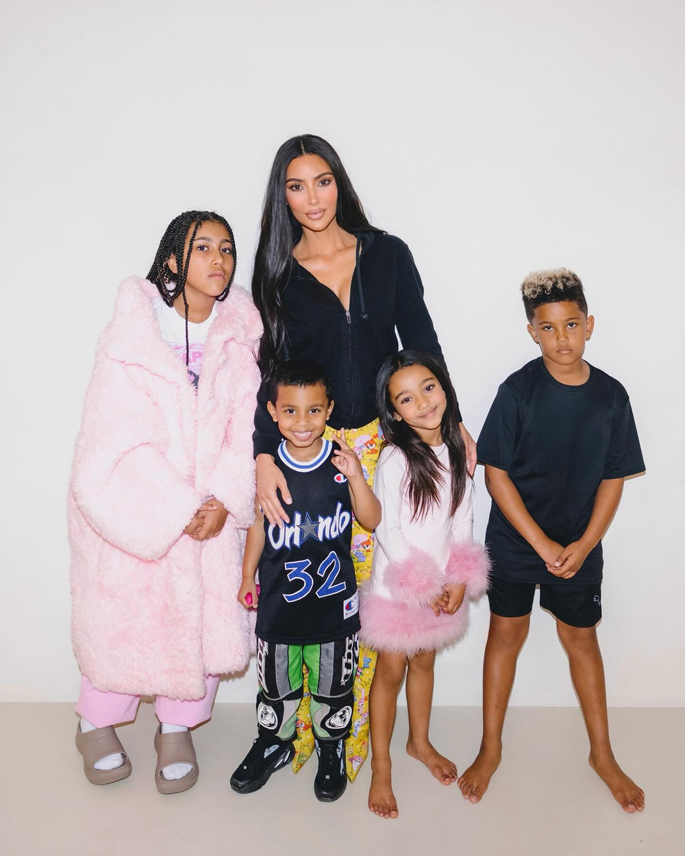 Kim Kardashian publica foto do filho e 'detalhe' choca internautas: 'É ...