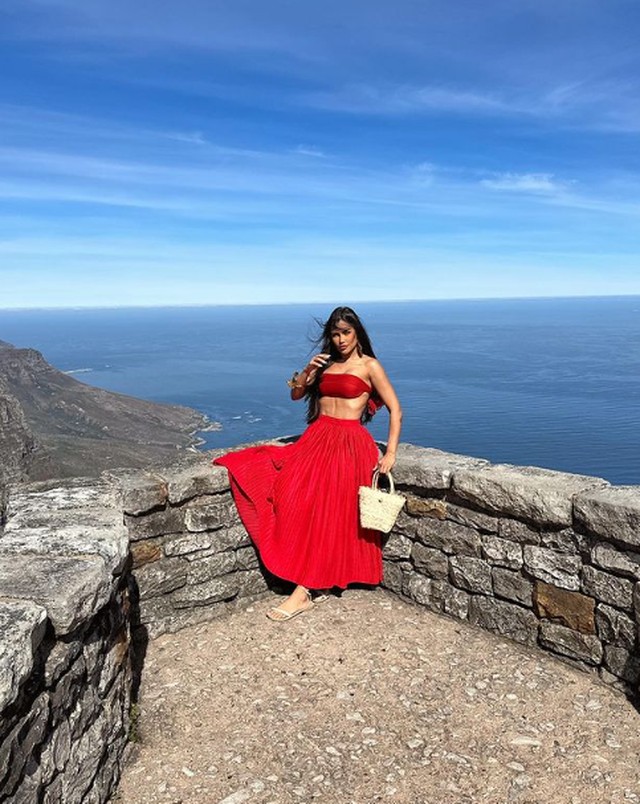 Flay abre álbum de viagem para África do Sul: 'Cheguei'