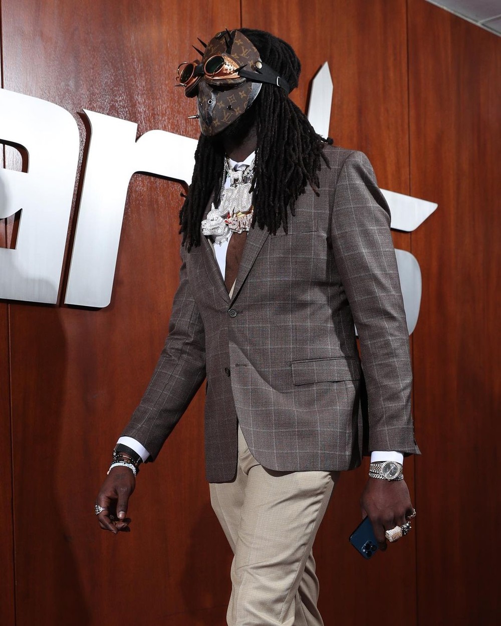 Estilosos da rodada: Halloween inspira elegância e super-heróis na NBA