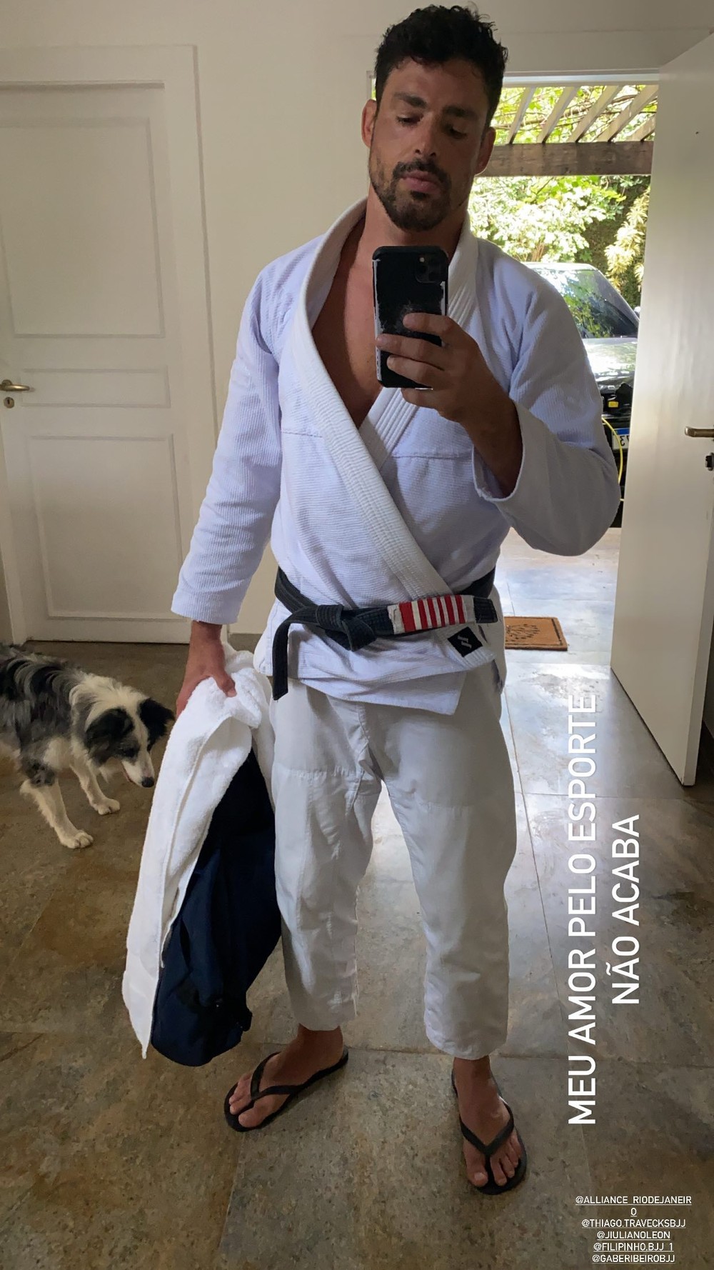 Cauã Reymond treina jiu-jitsu e declara: 'meu amor pelo esporte não acaba'