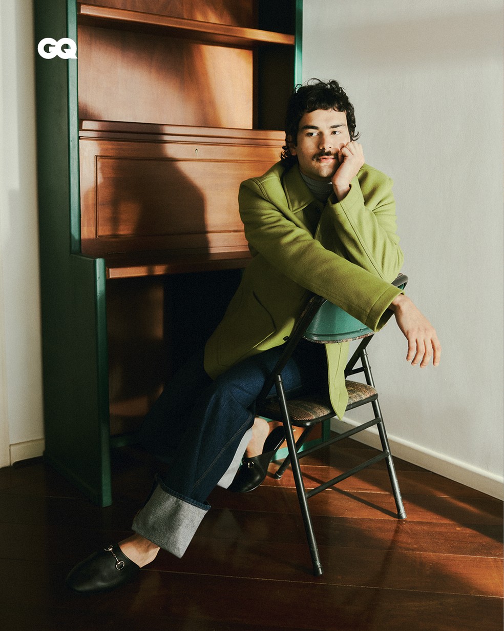 'Foto em Grupo', nova banda do momento, é clicada em ensaio exclusivo