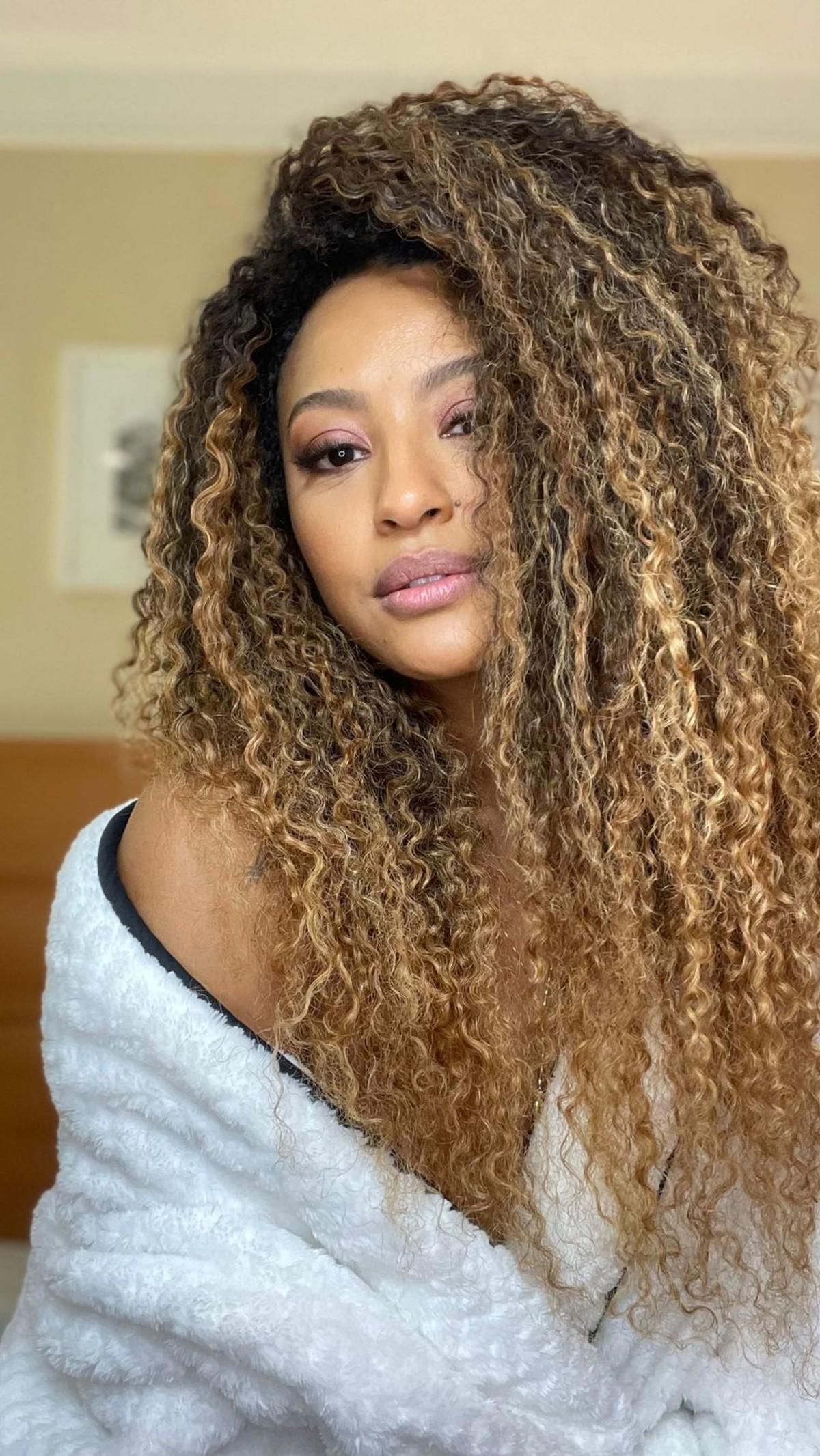 Sheron Menezzes começa a gravar 'Vai na fé', nova novela das 7: 'Muito ...