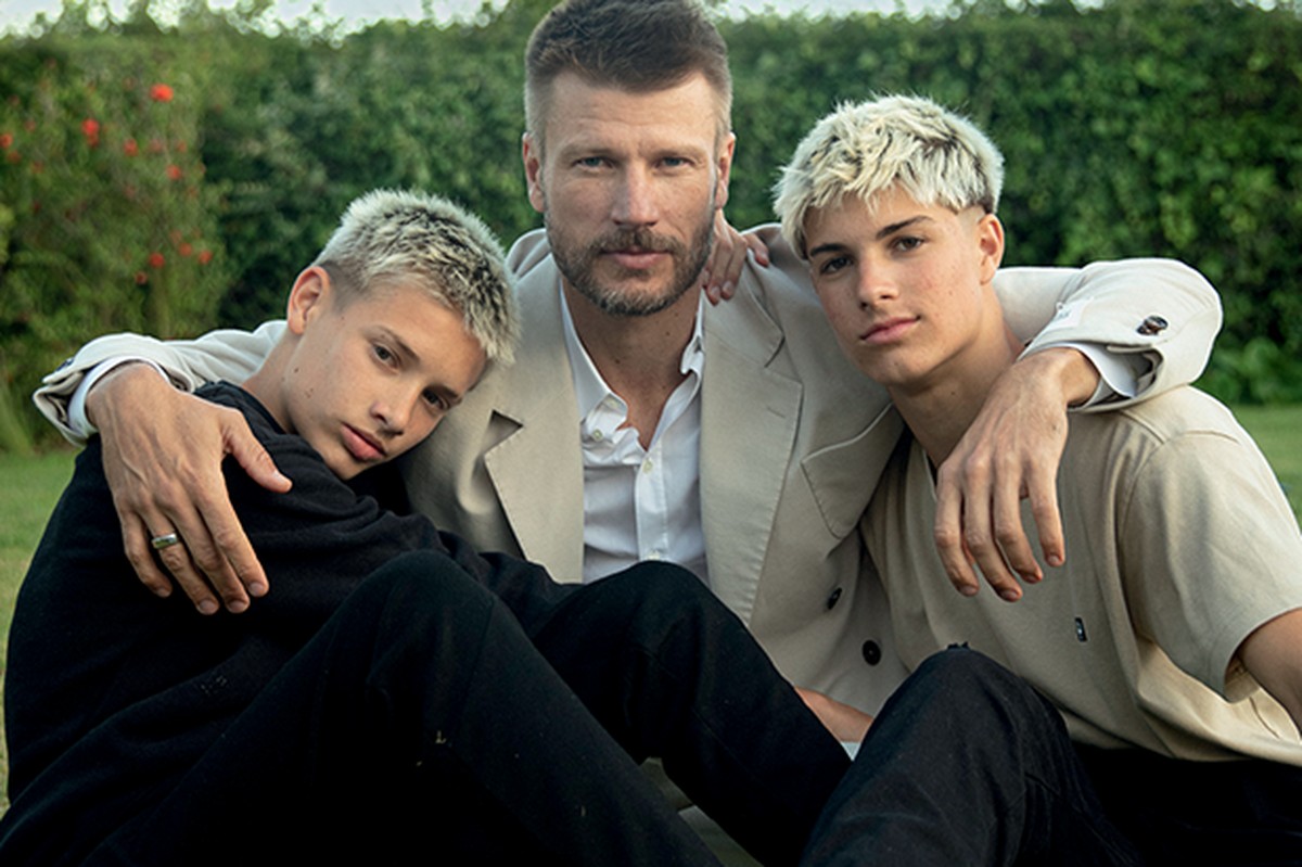 Rodrigo Hilbert posa com os filhos gêmeos: 'Há um respeito muito grande ...