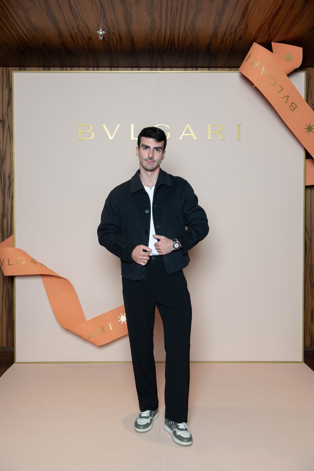 Veja quem compareceu no show especial de Tiago Iorc com Bvlgari