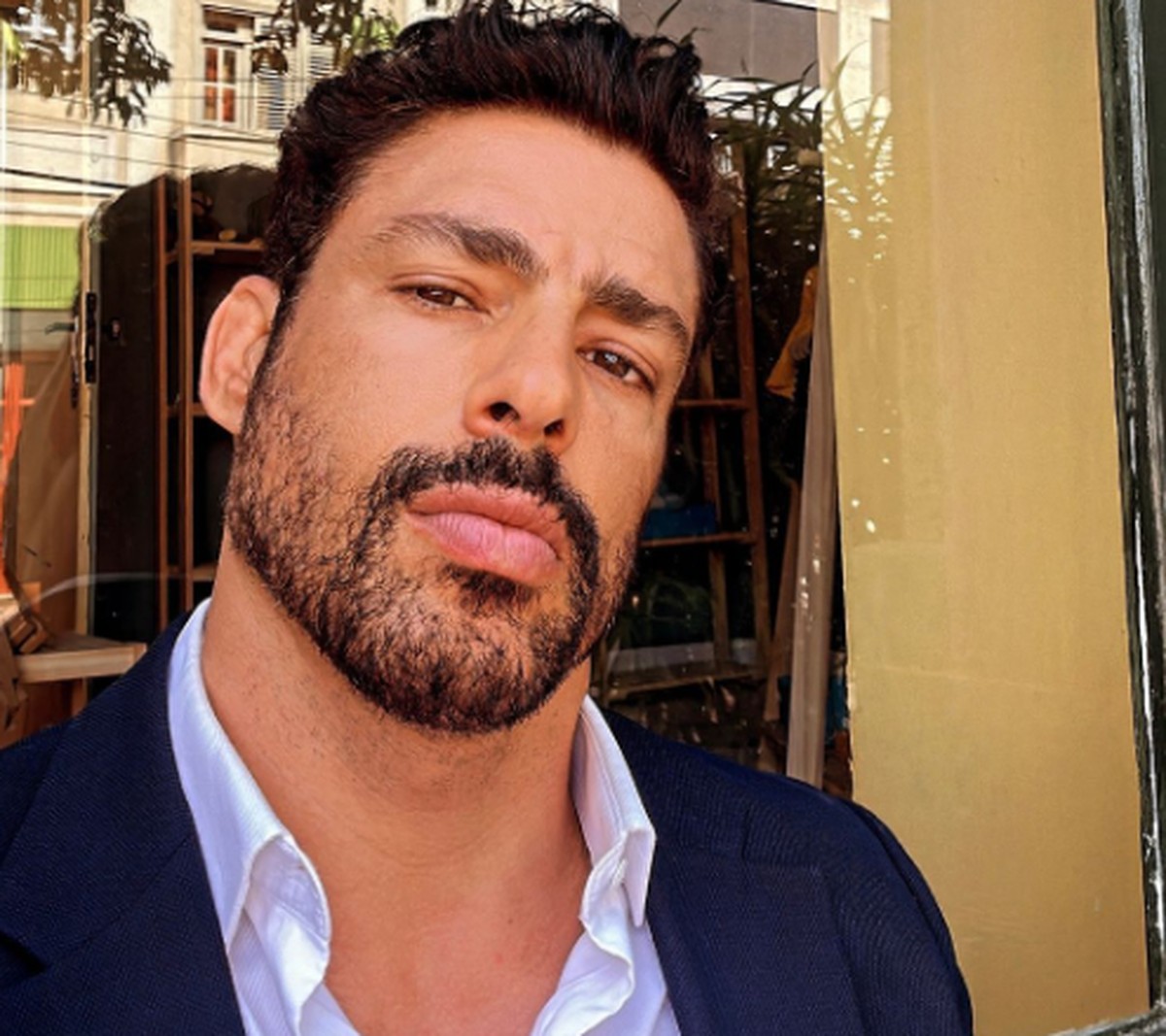 Cauã Reymond comenta reta final de 'Terra e Paixão': 'Muito feliz'