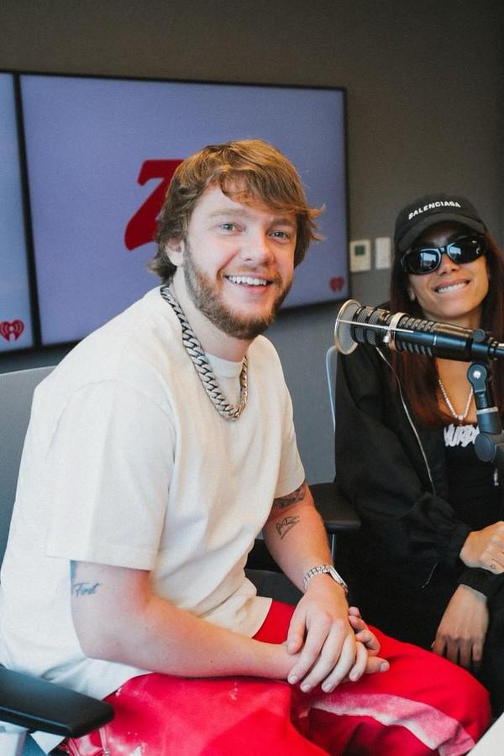 Anitta diz que está fora das redes sociais e fãs desejam melhoras: 'Se ...