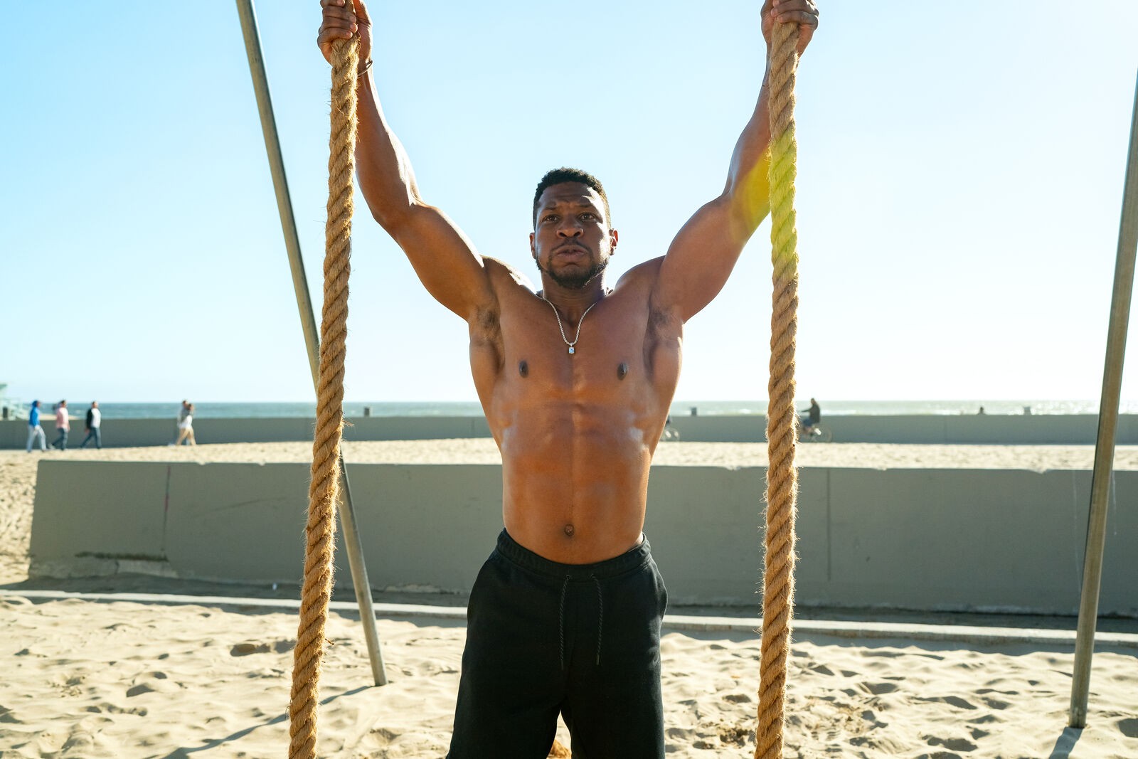 O treino de Jonathan Majors, o adversário de Michael B. Jordan em ...