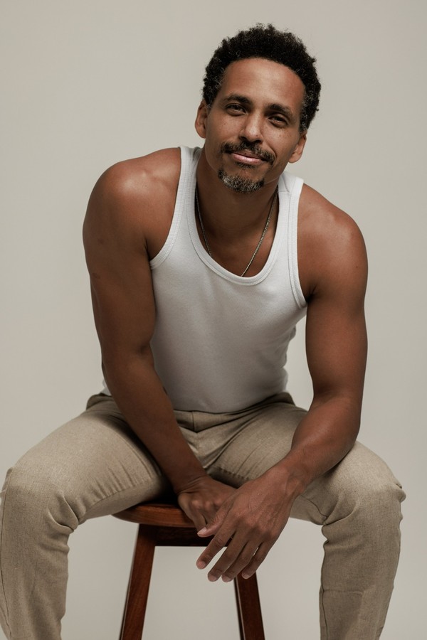 'Delegato': Pedro Caetano reage aos elogios após entrar na novela 'Elas por Elas'