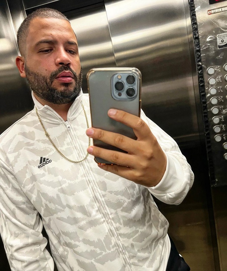 Projota completa 37 anos e posta selfie: 'Parabéns para mim' | GQ | GQ