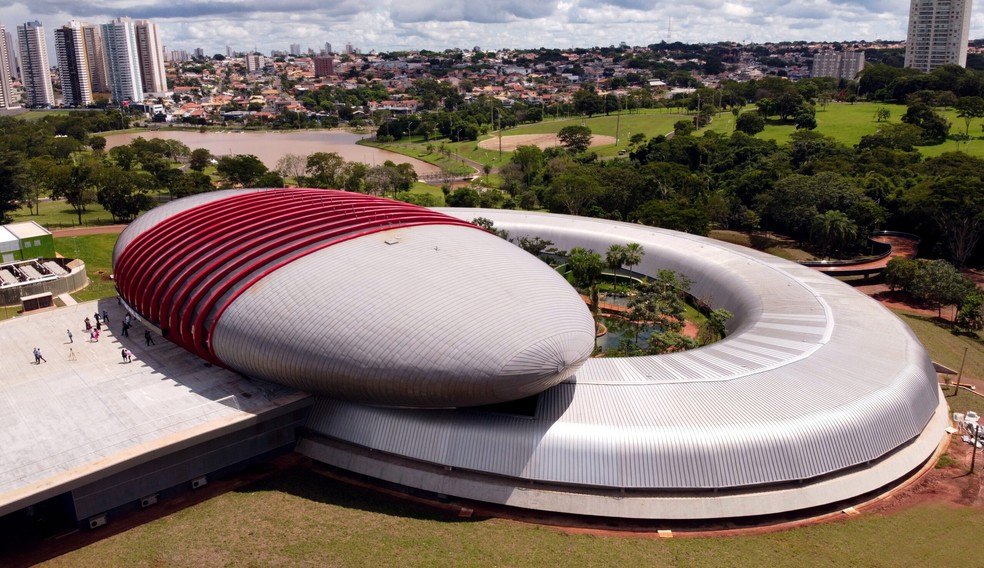 Rodrigo Ohtake, nome forte da arquitetura brasileira, está apenas começando