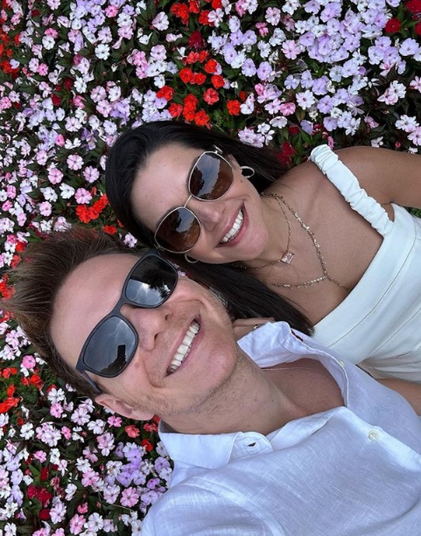 Thais Fersoza abre álbum de viagem para Itália com Michel Teló: 'Verão ...