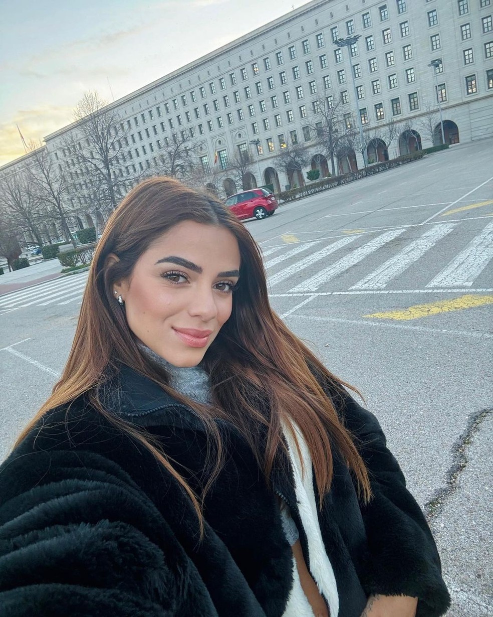 Após visitar os EUA, Key Alves abre álbum de viagem a Madrid