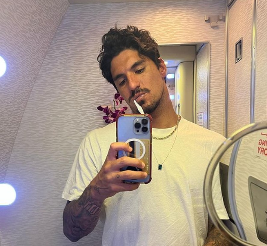 Gabriel Medina abre álbum de viagem para Austrália