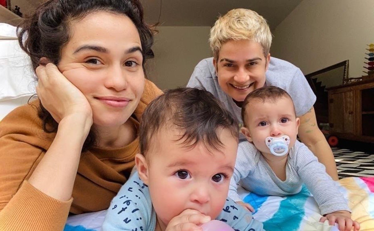 Nanda Costa celebra aniversário da esposa com vídeo relembrando ...