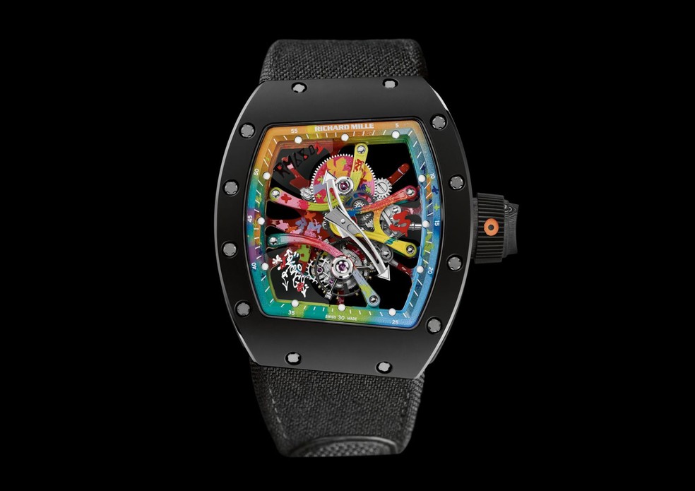 Neymar usa relógio raro de R$ 9 milhões em sua participação no PodPah